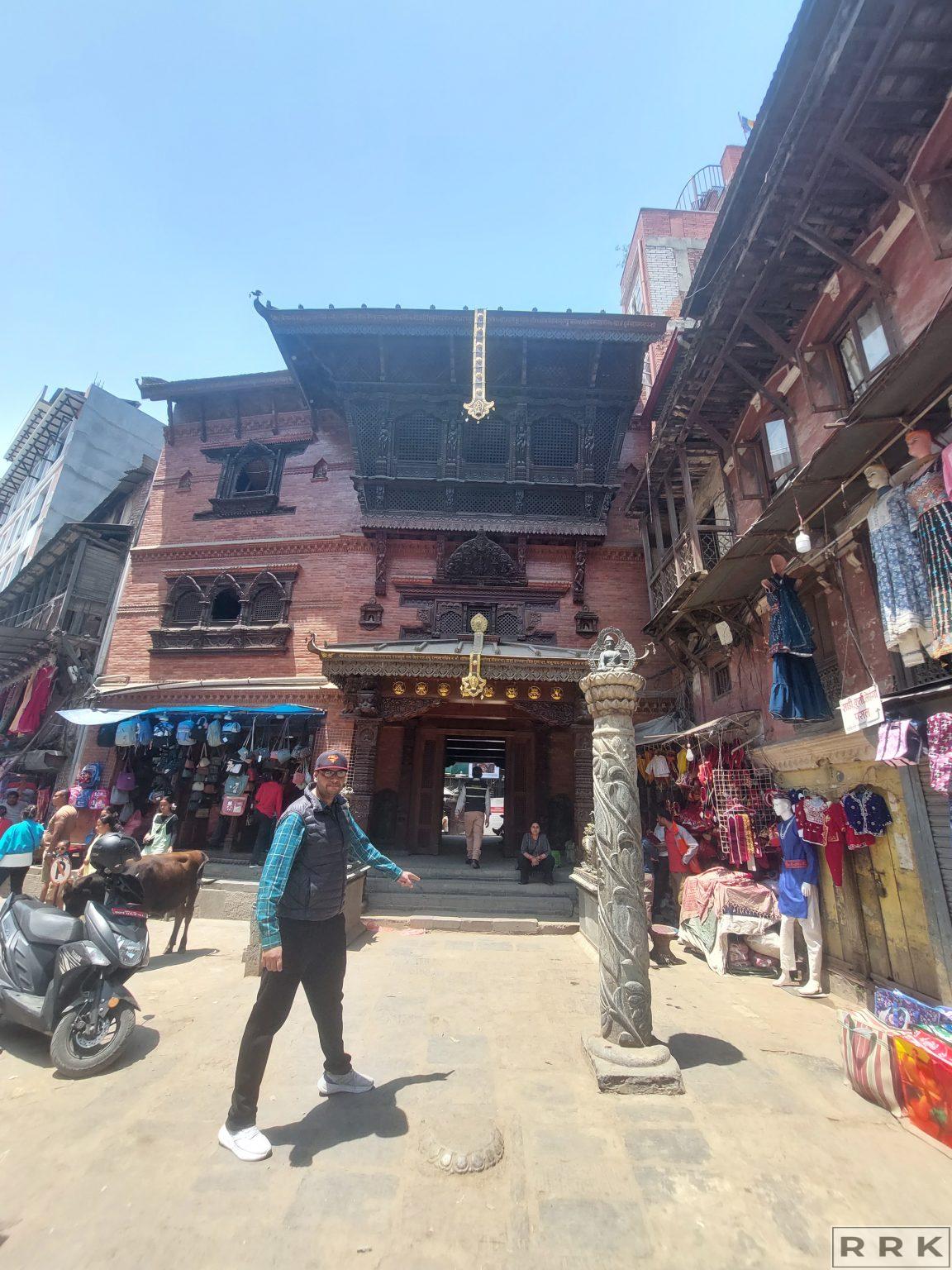 Walk Through the History : Indrachowk to Kathmandu Durbar Square ...